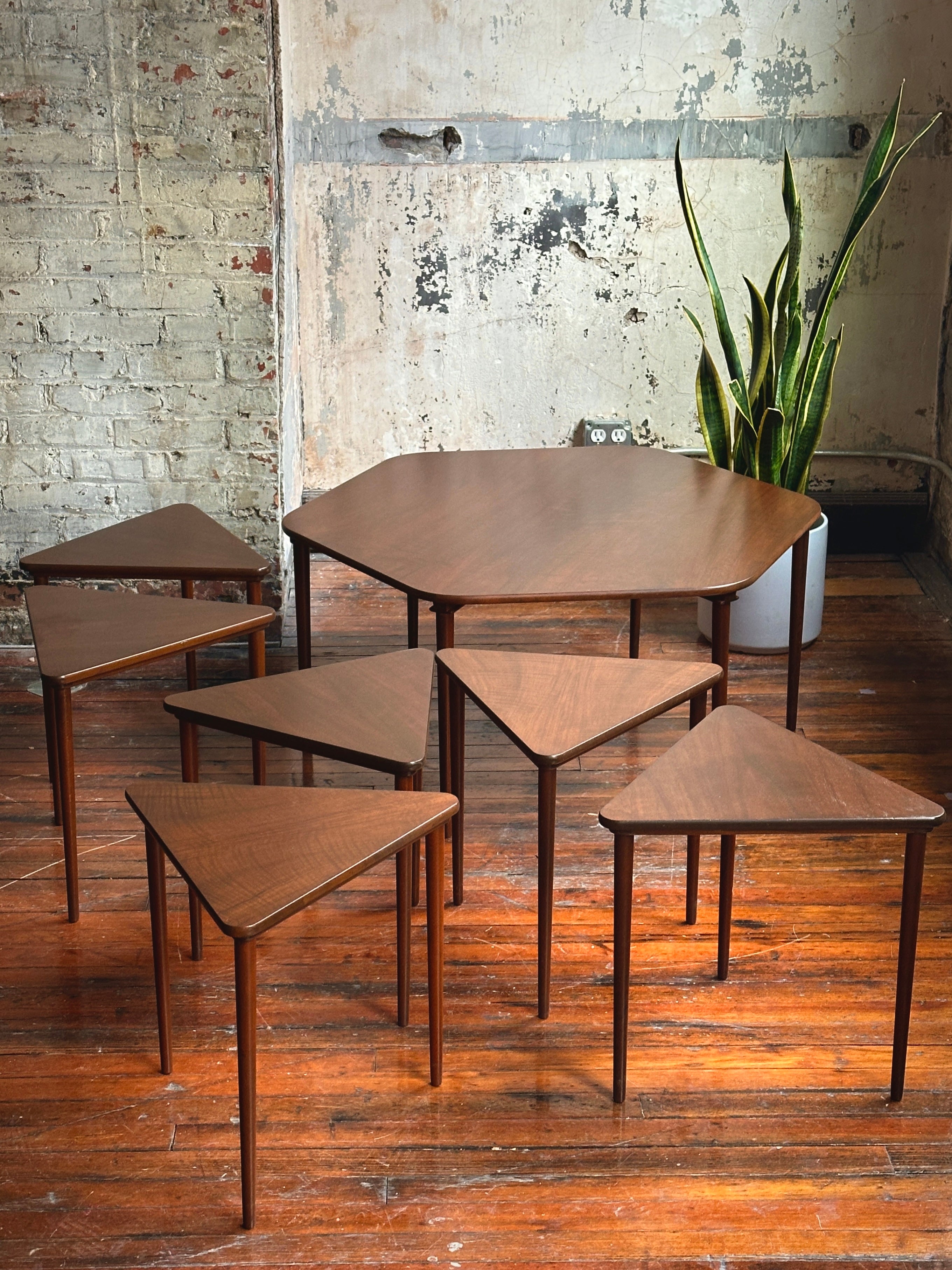 Coffee and Side Tables – Vintage Source